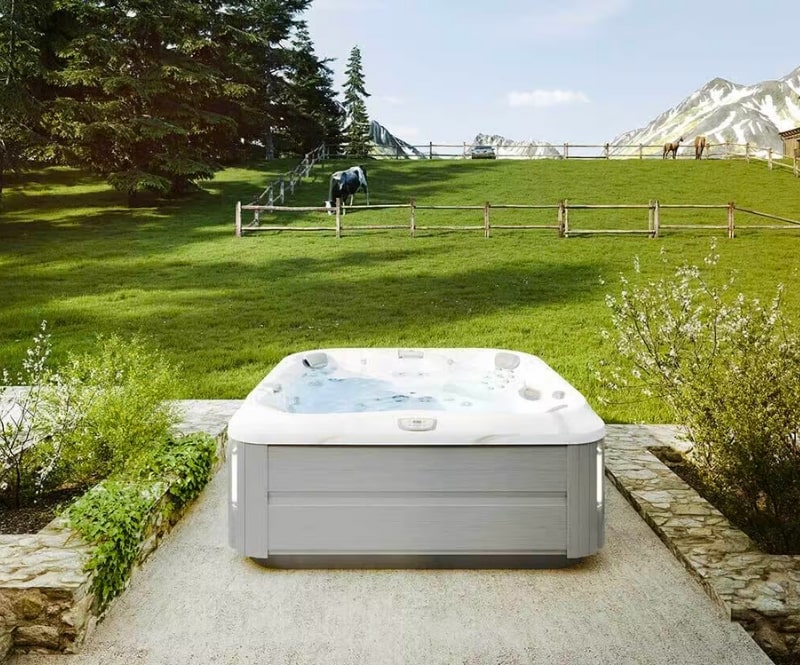 Spa Jacuzzi® 5 à 6 places - J-385 - Vente et installation de spas ...